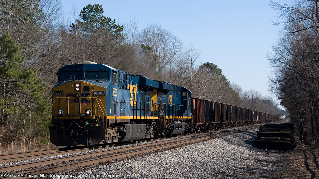 NS V18 with CSX power